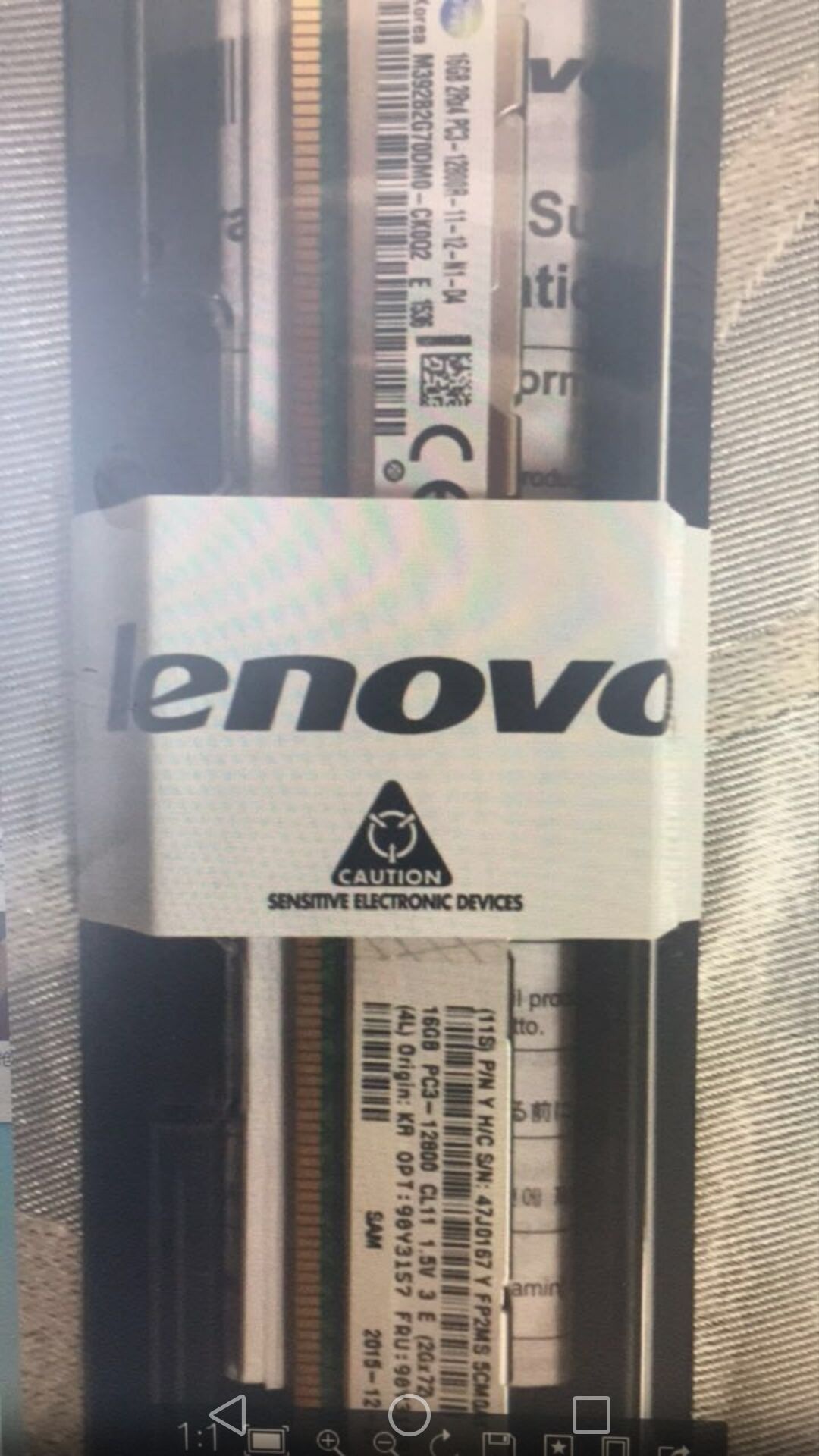 IBM X3650M5 server and rams hdds