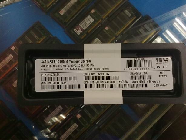 90Y3165 8 GB (4Gb, 2Rx8) PC3-10600 DDR3-1333 LP UDIMM