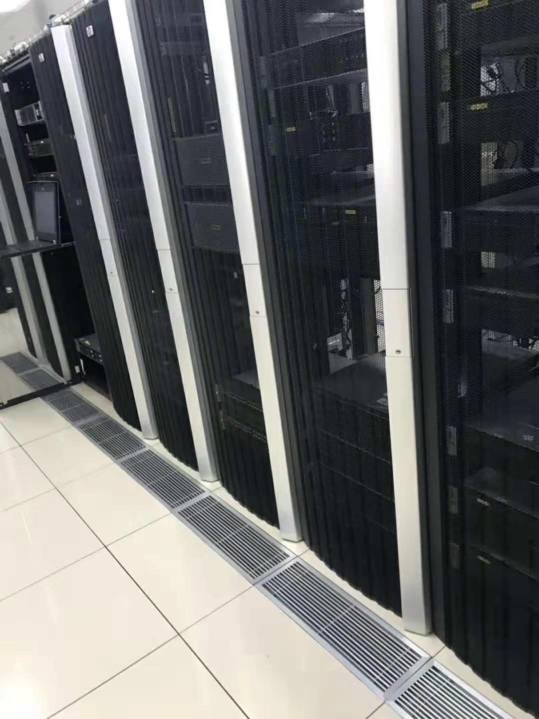 EMC Unity 300 400 series server and spare